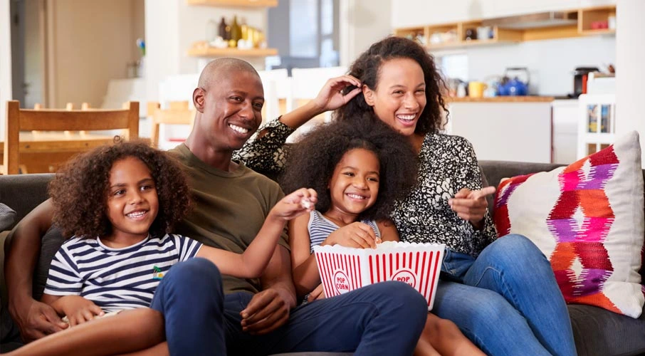 How to Choose a Live TV Streaming Service | Frontier